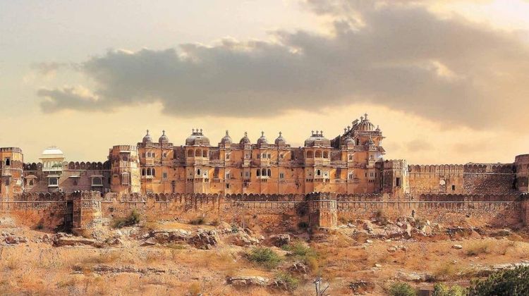 Taj Mahal & Rajasthan with Royal Stay at Fort Sardargarh by Swastik ...